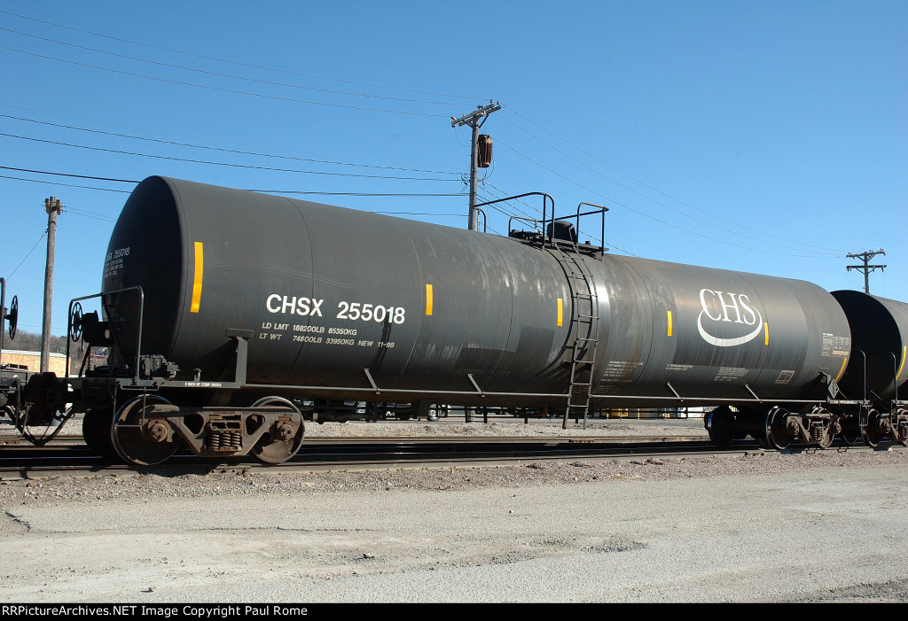 CHSX 255018, tank car at the UP's North Yard